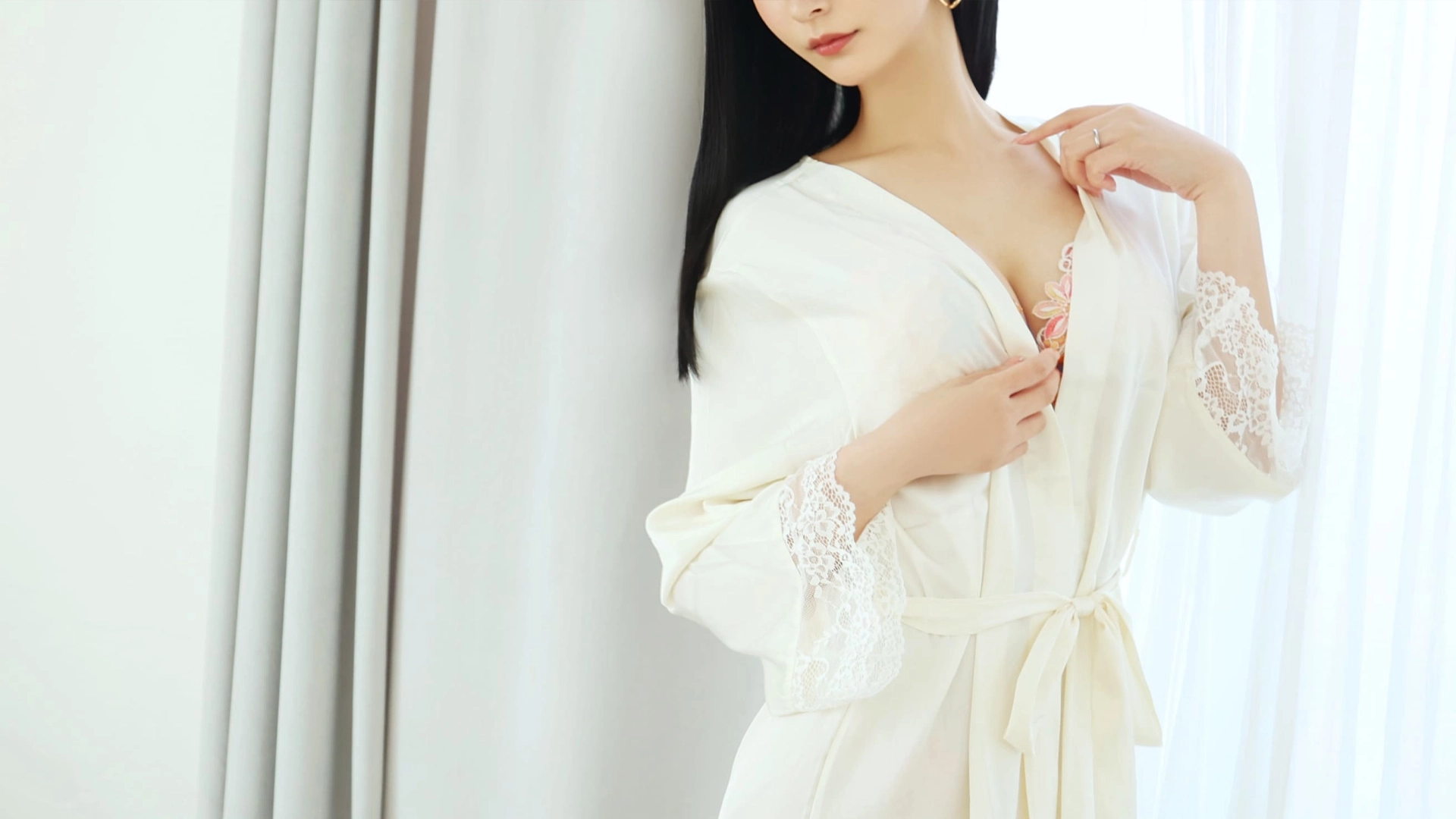 青山 デリヘル Res:AOYAMA | 20代後半の若き人妻専門高級デリヘル